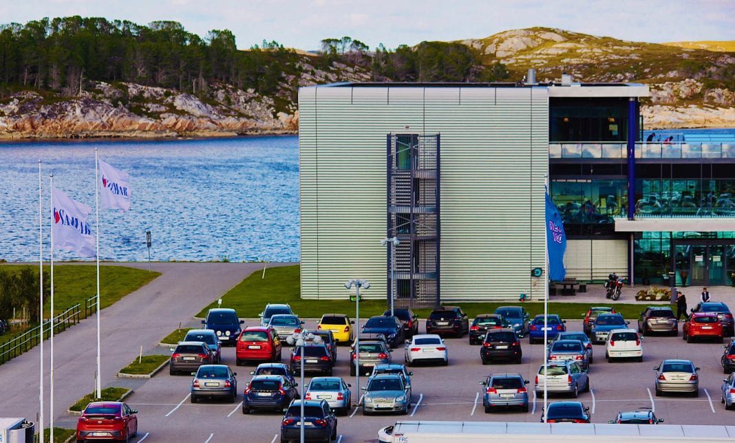 SalMar succesfully raises €270 million in equity